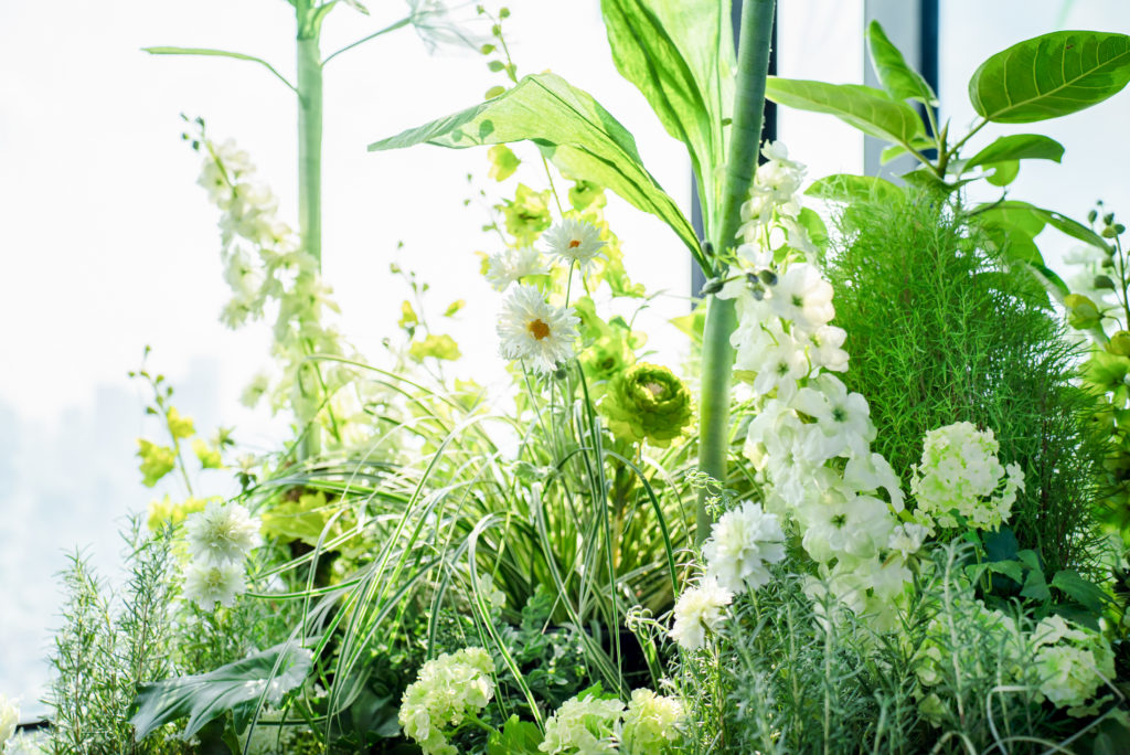 SHIBUYA SKY（渋谷スカイ）「FLOWer View｜渋谷上空229mのフラワーウォーク」｜WORKS｜株式会社グリーンディスプレイ｜植物を用いてオフィスや商空間をグリーン溢れる空間にデザイン